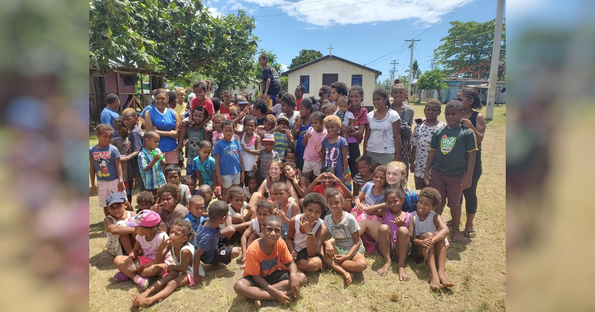 Building a Library for the Settlement of Navutu Settlement, Lautoka ...