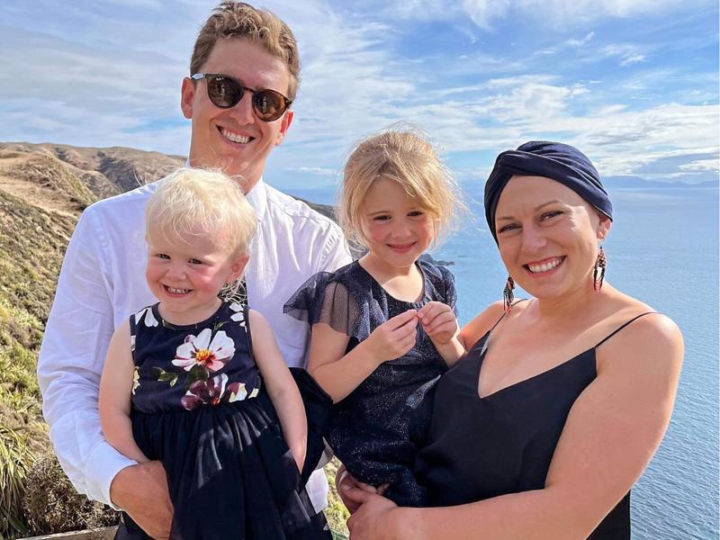 Help Amanda access life-saving cancer treatment - Updates - Givealittle