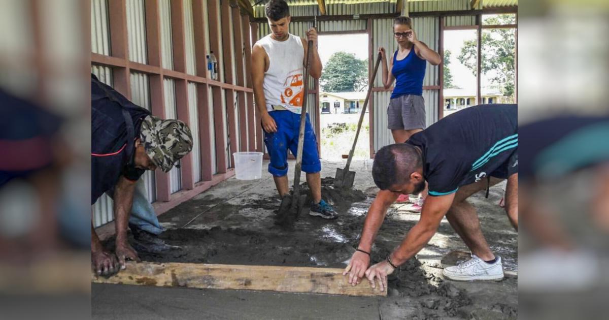 Construction Volunteering in Fiji - Givealittle