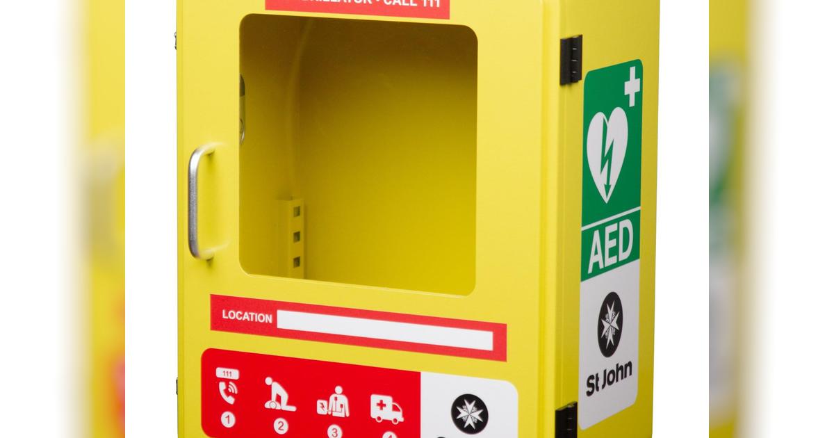 Pollok Hall AED (Automated external defibrillator) Fundraiser - Givealittle