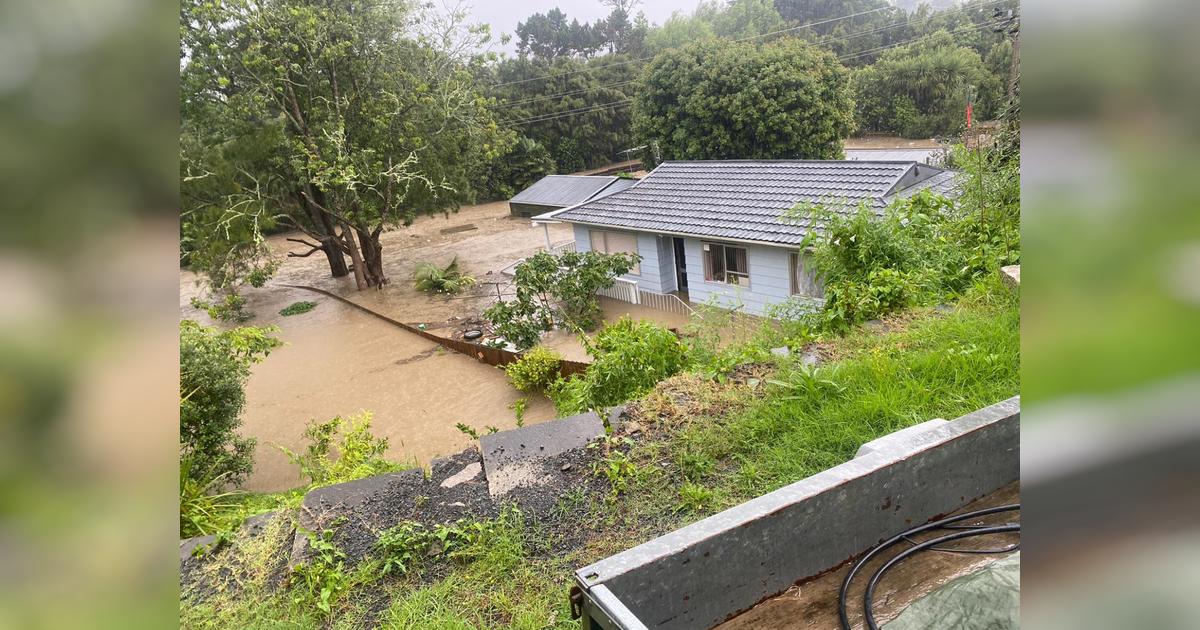 Flood Relief Help - Givealittle