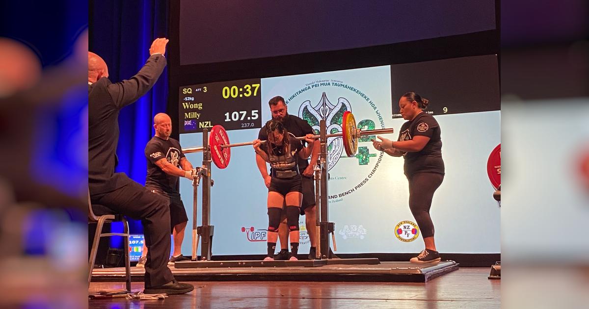 Jr Worlds Powerlifting - Givealittle