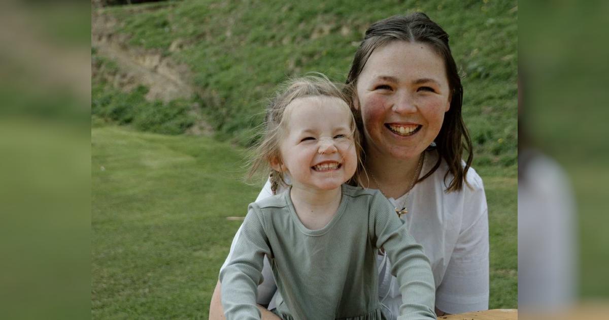 Young Mum's battle against stage 4 colon cancer - Givealittle