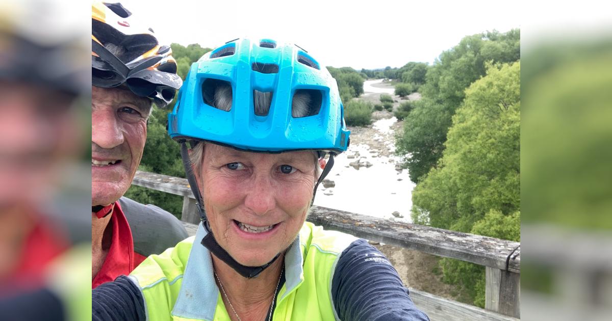 On my bike for Alzheimers - Sounds to Sounds March 2024. 1500kms self-supported from Queen ...