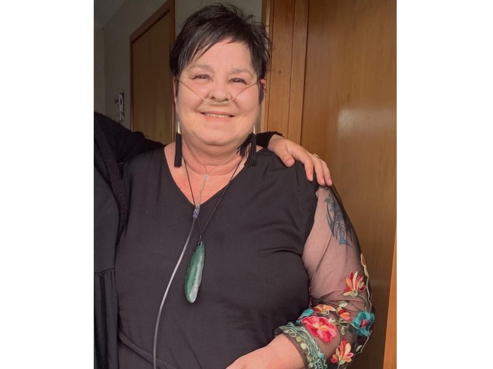 Robyn Anderson needs surgery to save her sight which will improve her ...