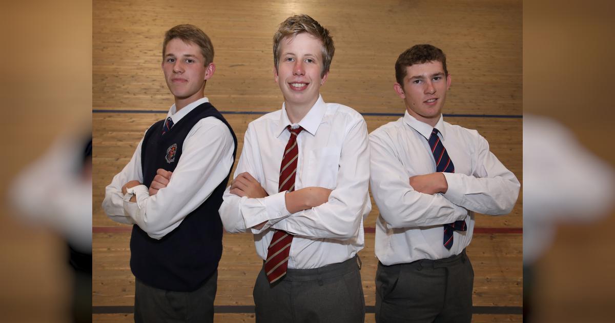 SBHS & JHC School's Cycling Team Cycling the Tour of New Zealand in ...