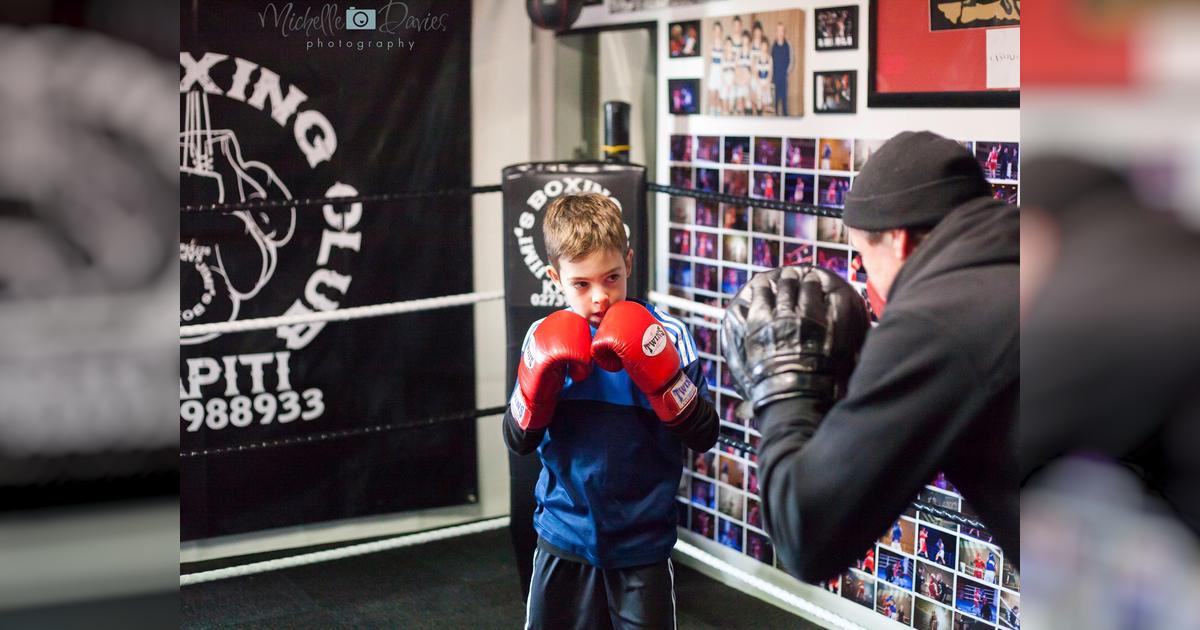 Raise your boxing gloves for Jimi - Givealittle