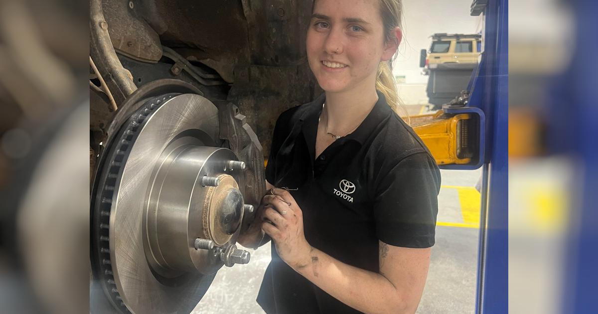 Help Rose get tools for her perfect job - Givealittle