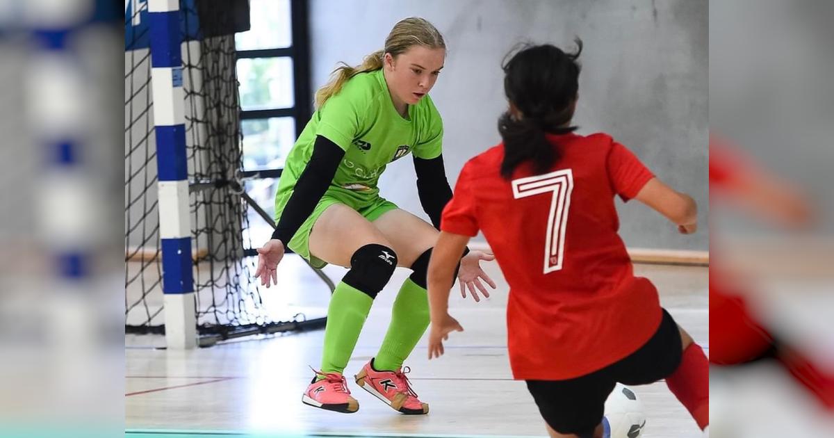 Help Ashley represent NZ Futsal in China - Givealittle