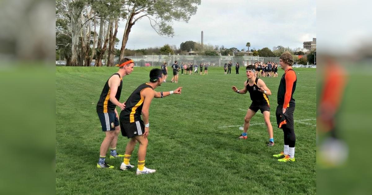 Darragh and Sam getting between the wickets for a great cause ...