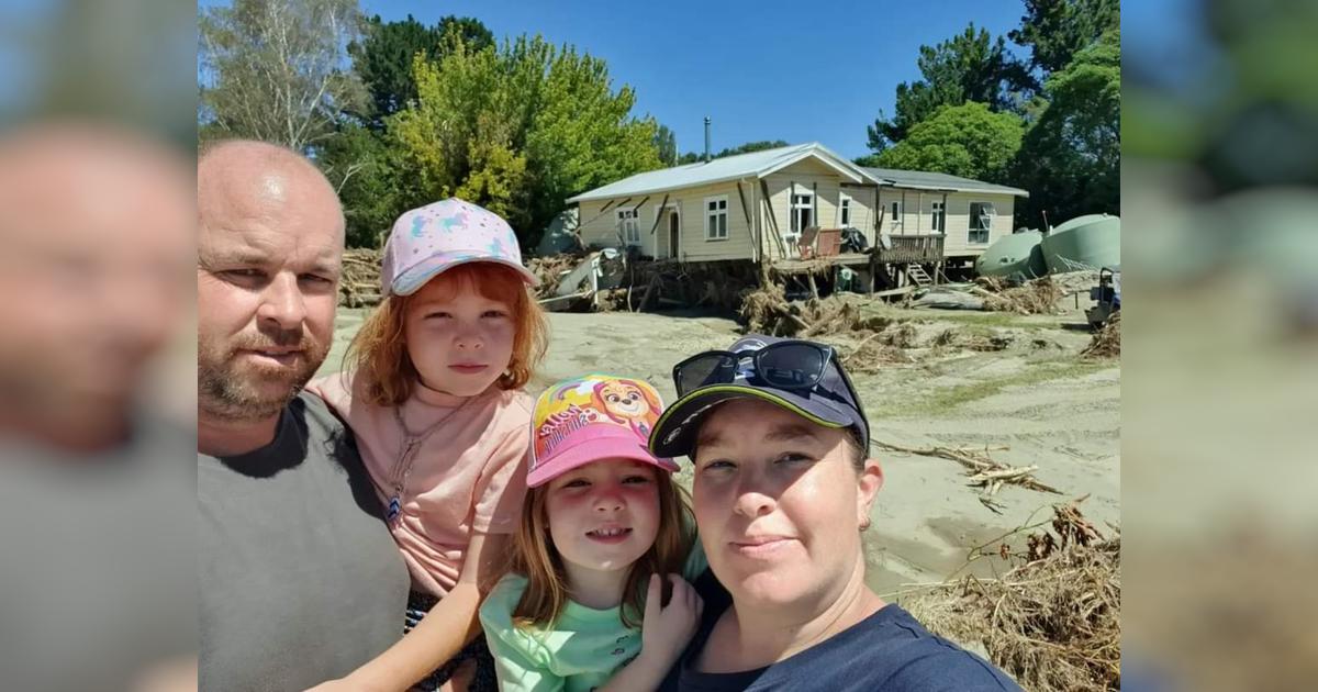 Cyclone recovery support for the Gale family - Givealittle