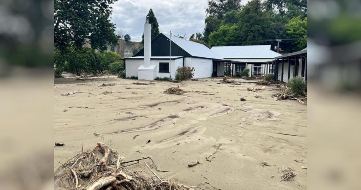 Omatua - Riverside was severly impacted by the Cyclone. This page is to ...