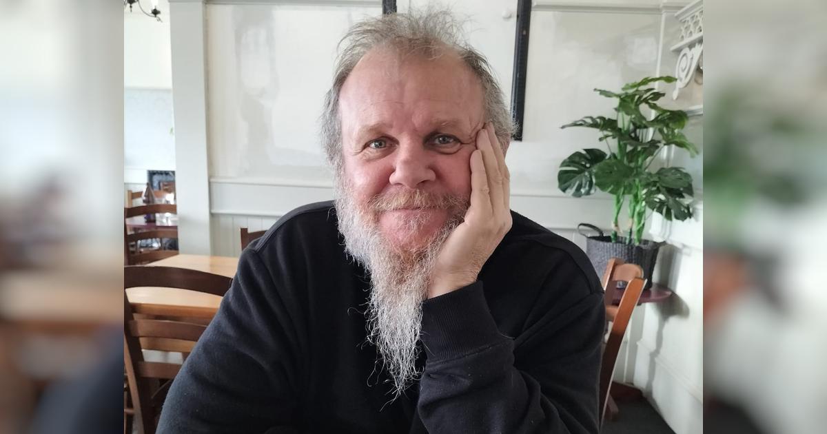 Please help Nick battle advanced bowel cancer. - Givealittle