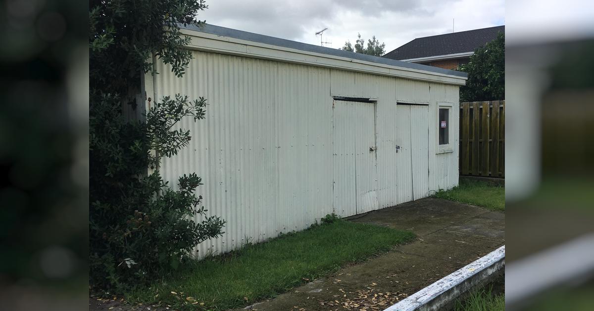 35 Squadron Whakatane ATC Office and storage buildings urgently ...