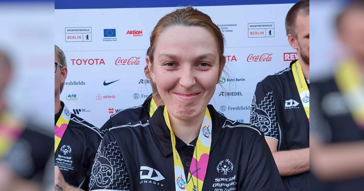 Support Laura's dream! - Givealittle