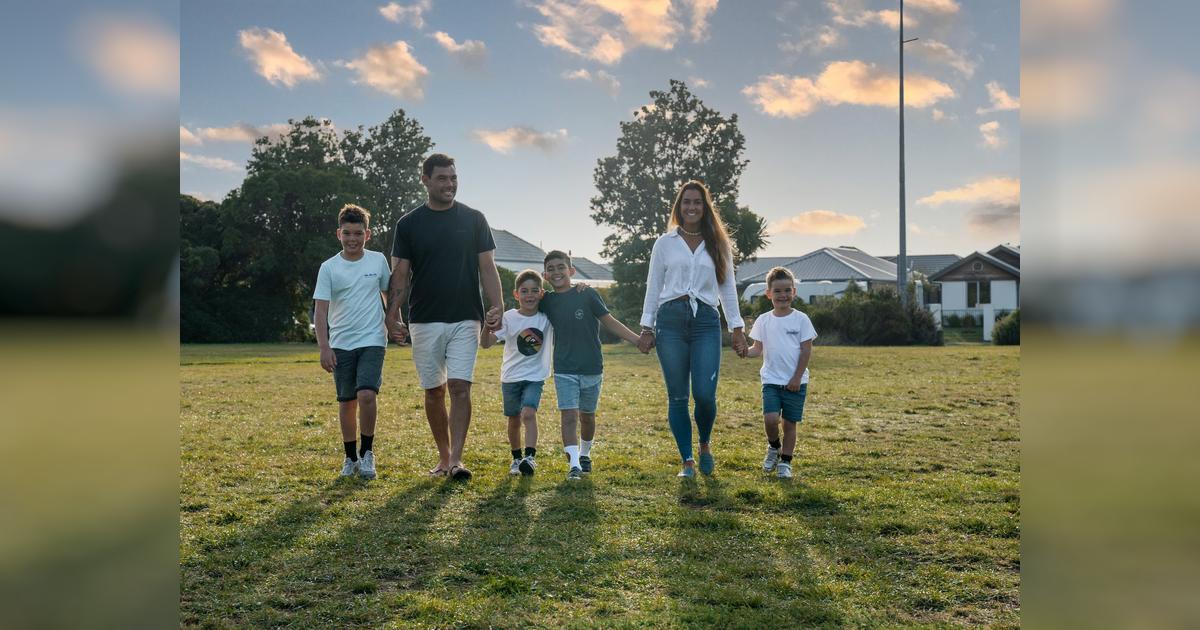 Lisa, Dan & the Fong boys - treatment for Dan to overcome rare cancer ...